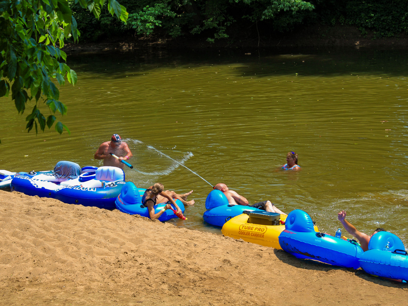 Hocking River Tubing in Hocking Hills - Adventure Pro Outdoors